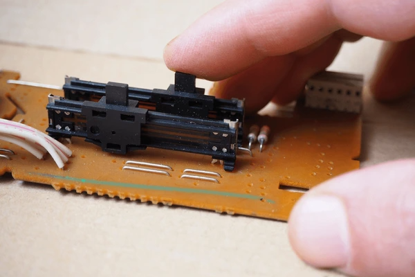 Variable Resistors Explained: Types, Features, and Uses